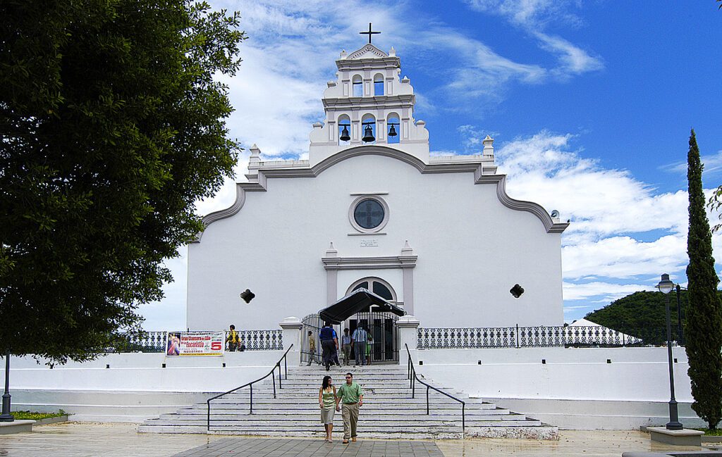 COAMO – Discover the Beauty and Culture of Puerto Rico Town of Coamo